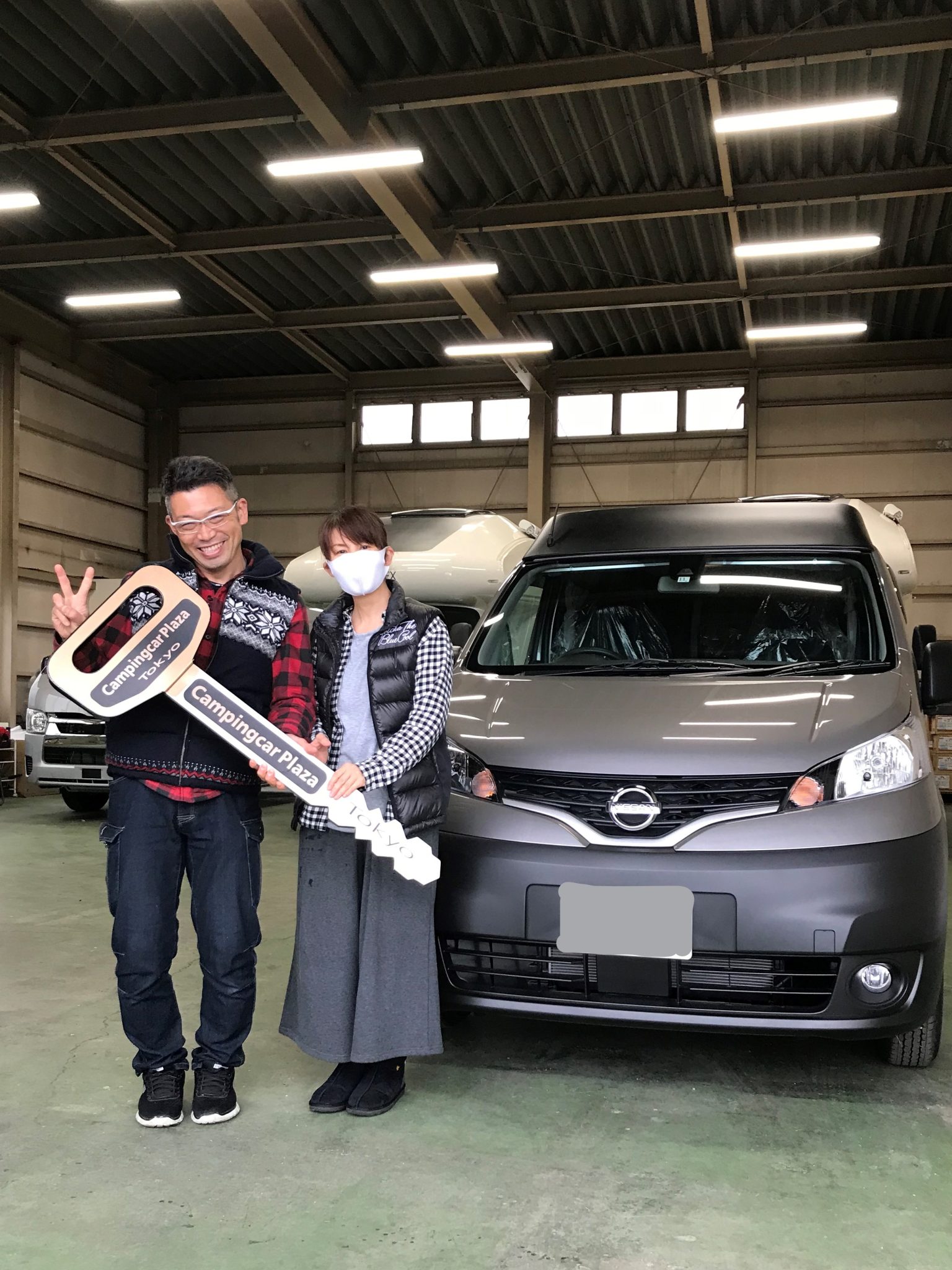 RIW200-ER納車記念写真 Oさま – キャンピングカープラザ東京の日記